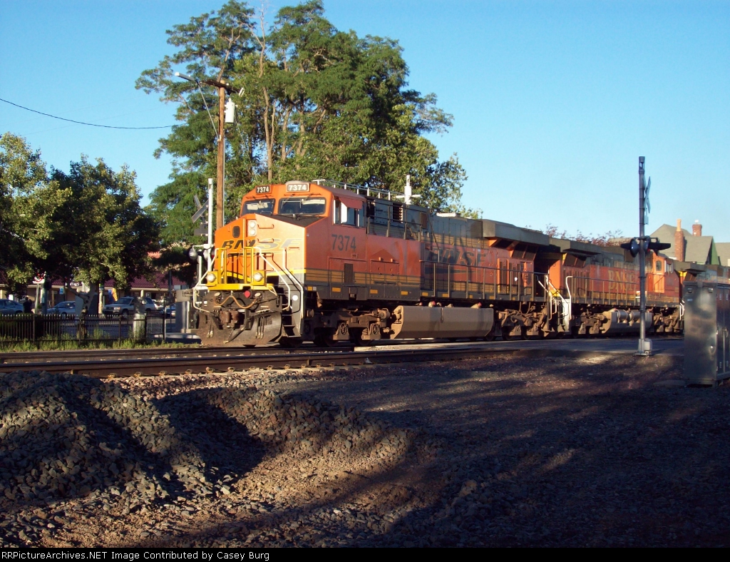 BNSF 7374